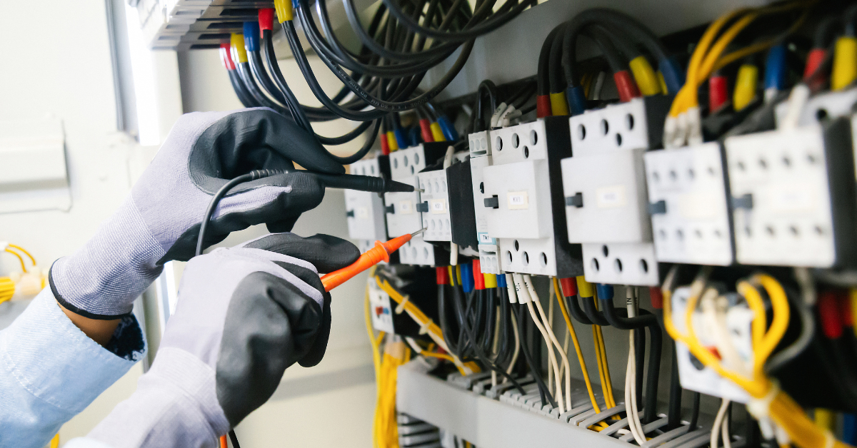 Safe Work in Electrical Installations - ErgoProlipsis ErgoProlipsis ...